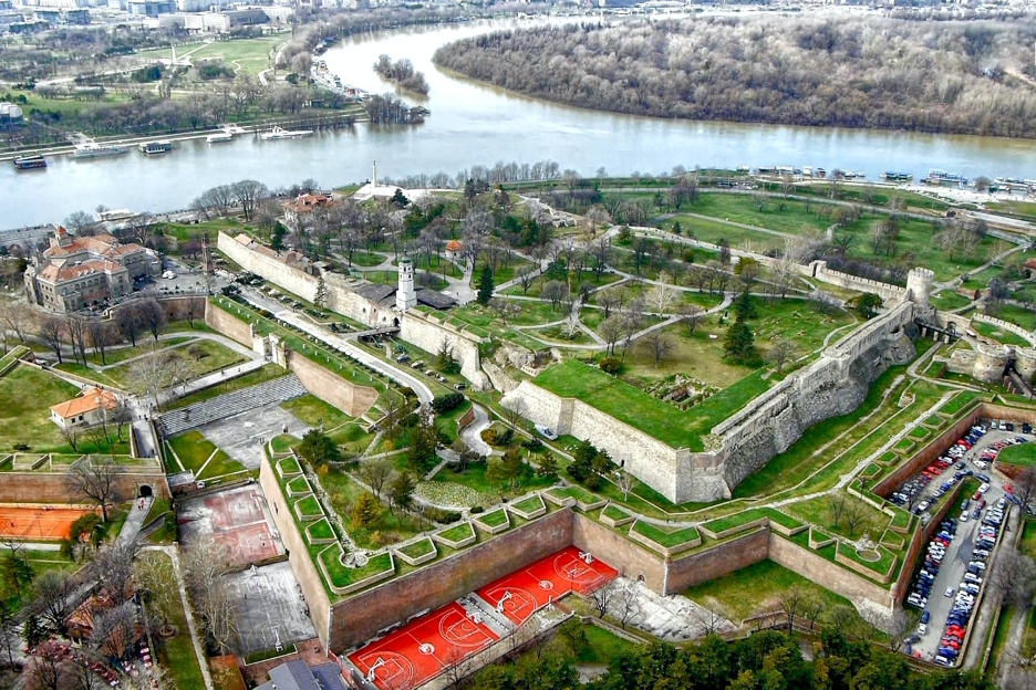 Must Hoop : Kalemegdan in Belgrade, Serbia | Courts of the World