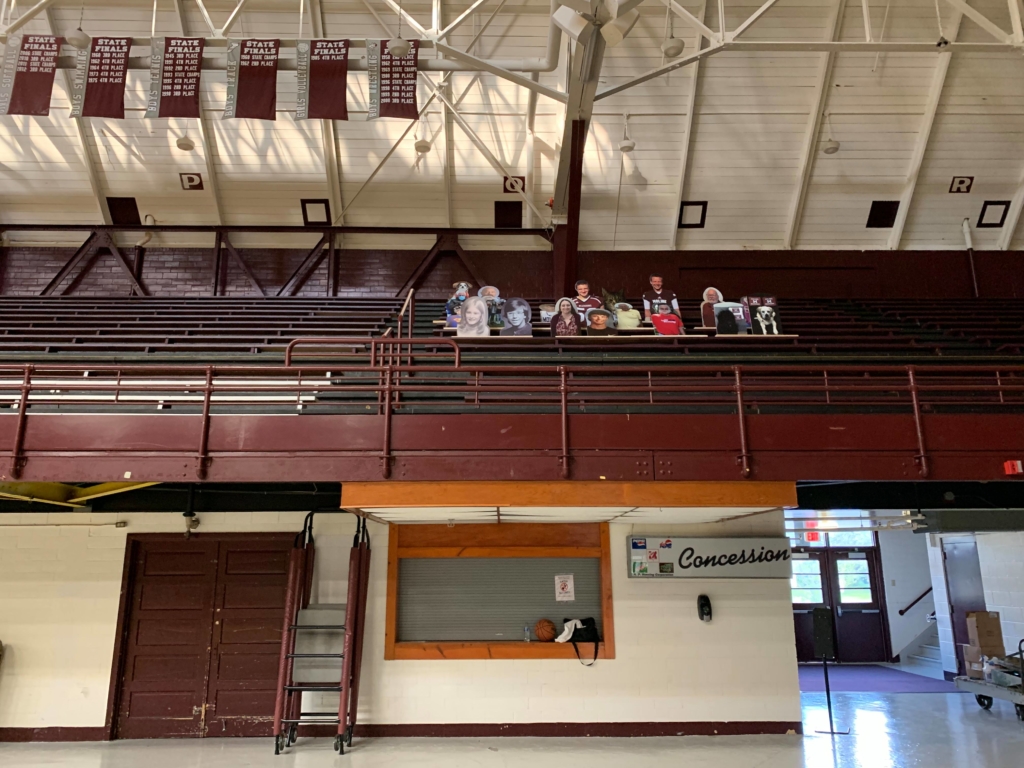 Must Hoop : Wharton Field House – Courts of the World