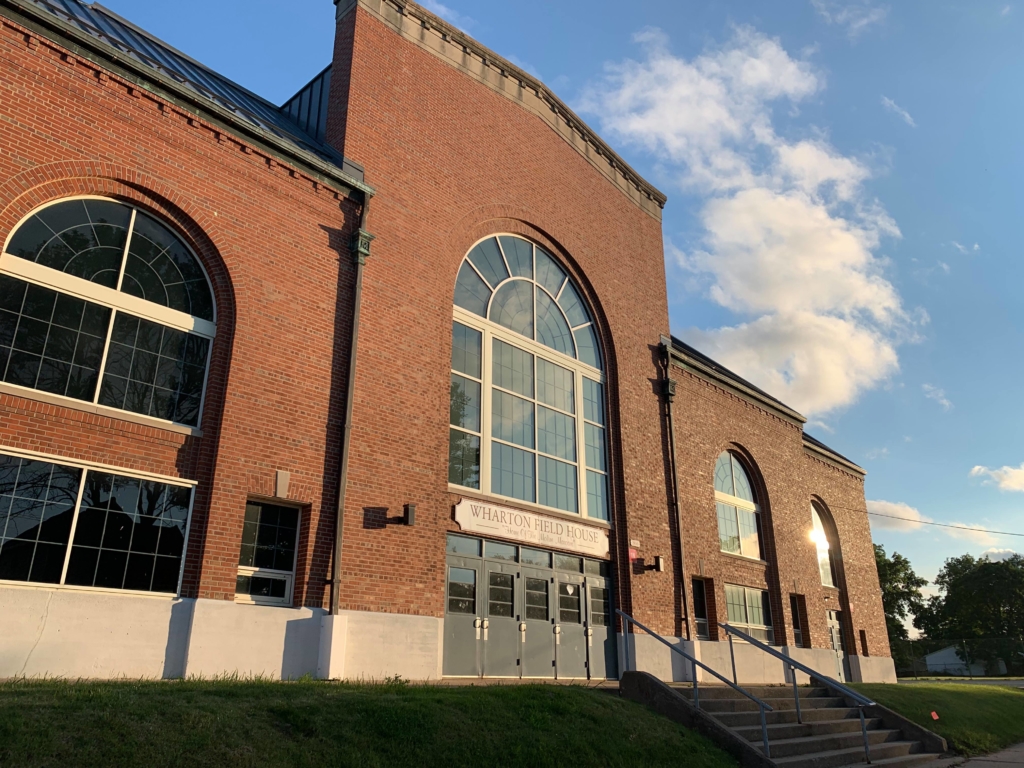 Must Hoop : Wharton Field House – Courts of the World