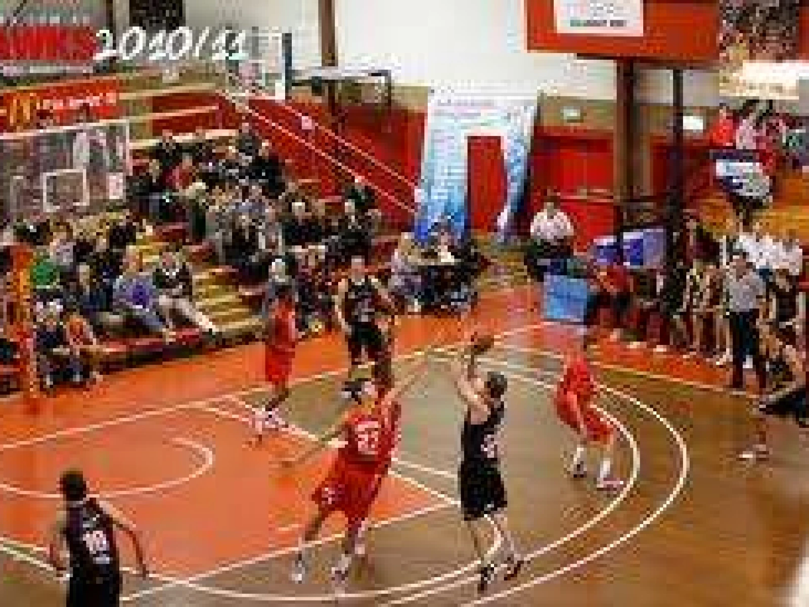 Gwynneville Basketball Court: The Snake Pit – Courts of the World