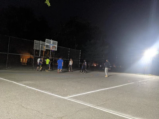 Queens, NY Basketball Court: Memorial Field of Flushing – Courts of the ...