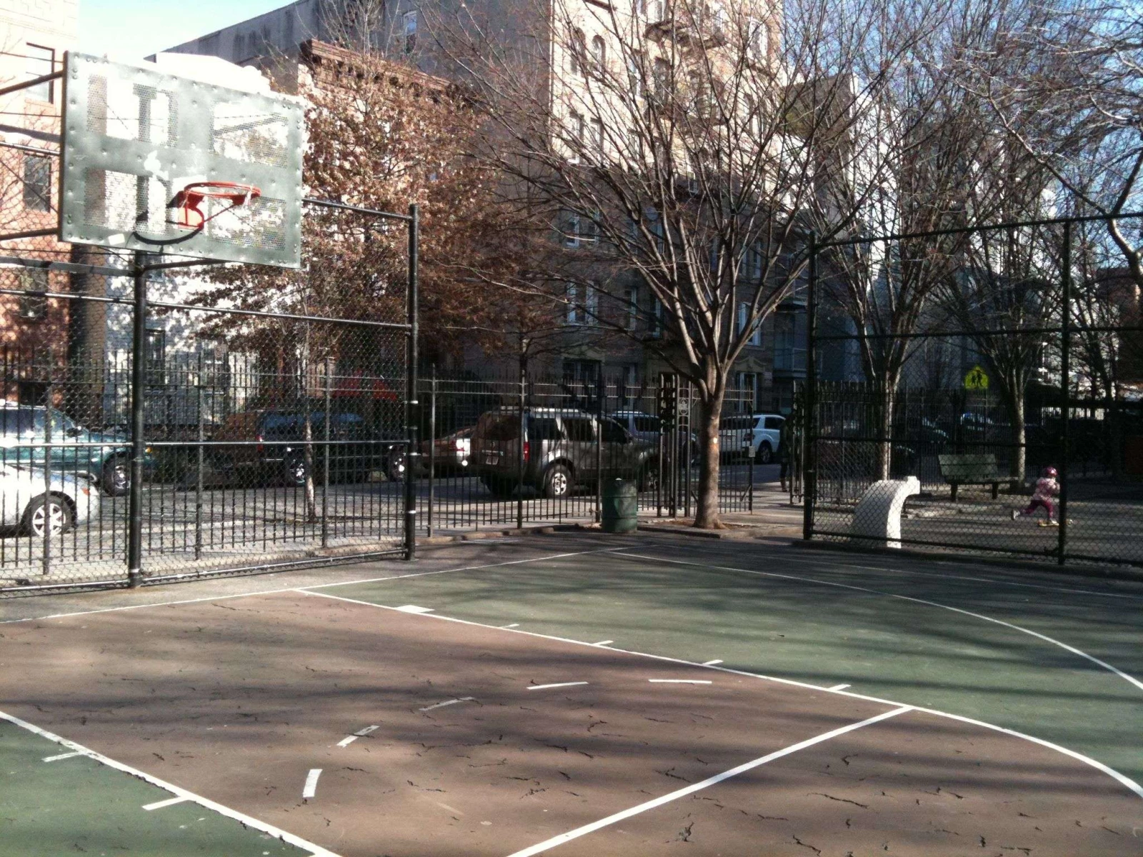 Brooklyn, NY Basketball Court: Berry Playground – Courts of the World