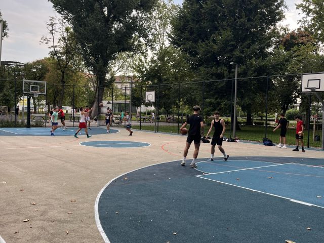 Liget / Park – Basketball Court in Budapest | Courts of the World