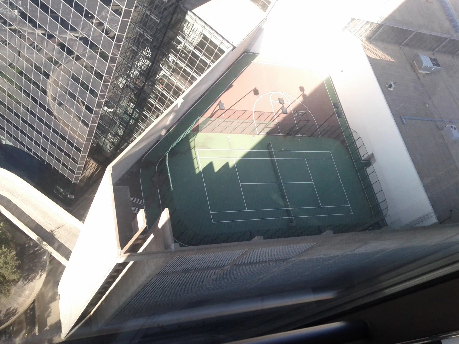 Dallas, TX Basketball Court: Crockett Street – Courts of the World