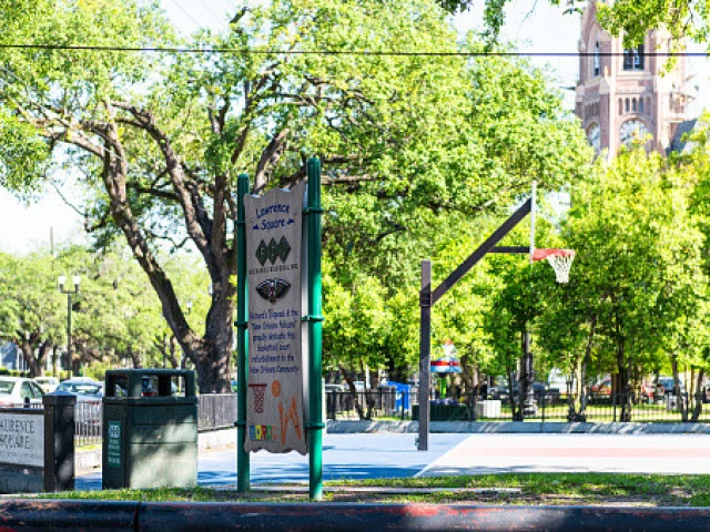 New Orleans, LA Basketball Court: Lawrence Square – Courts of the World