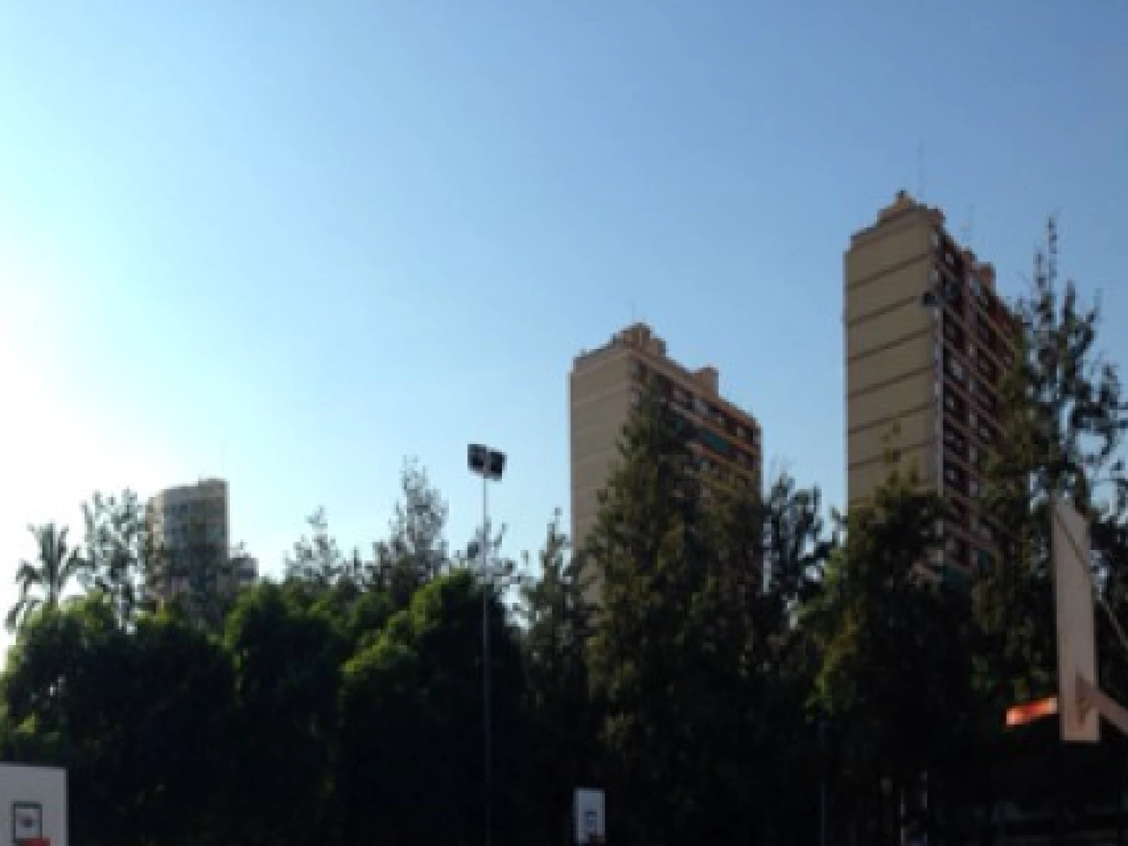 Valencia Basketball Court: Pistas del Rio – Courts of the World