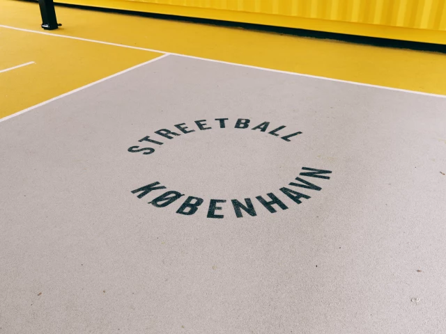 Copenhagen Basketball Court: Under the Bridge! and besides skatepark ...