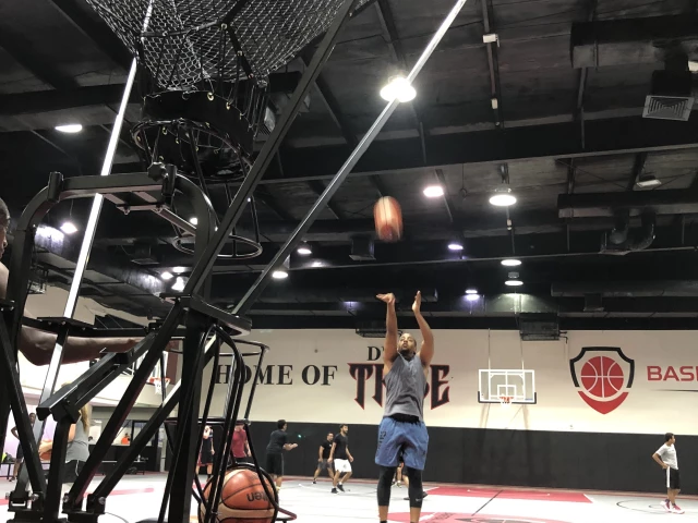 Dubai Basketball Court: Basketball Hub Dubai – Courts of the World