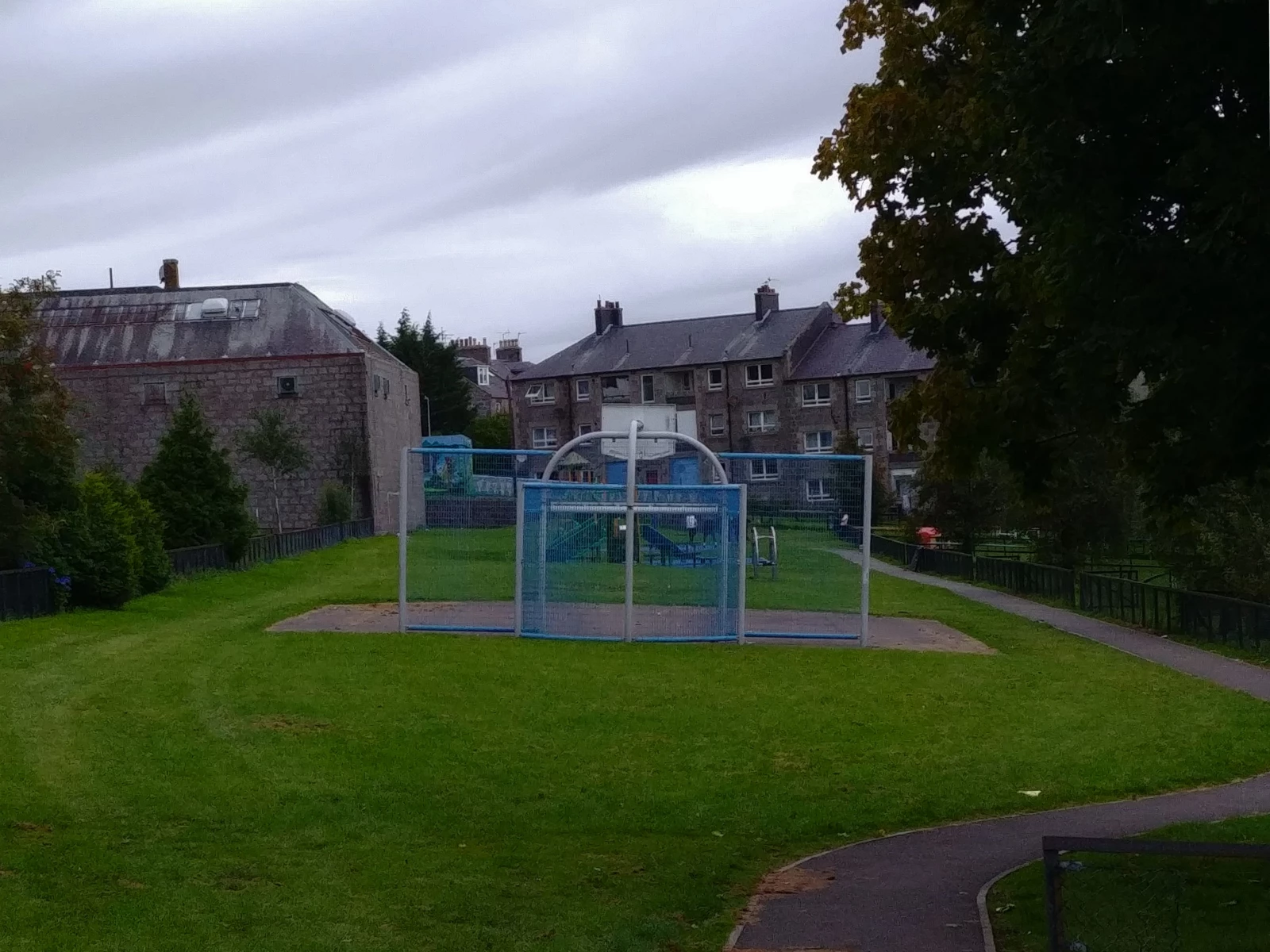 Aberdeen Basketball Court: Clifton Road Court – Courts of the World