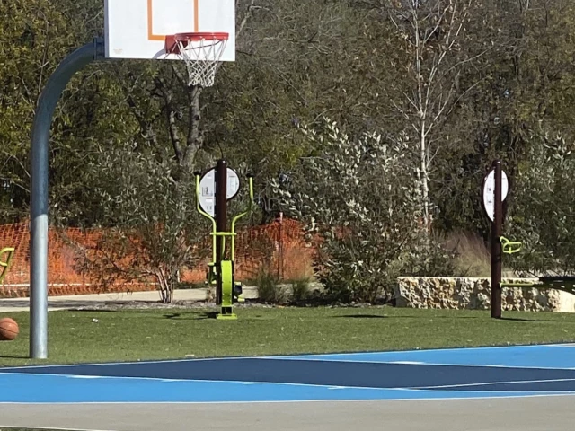 Frisco, TX Basketball Court: Monarch View Park – Courts of the World