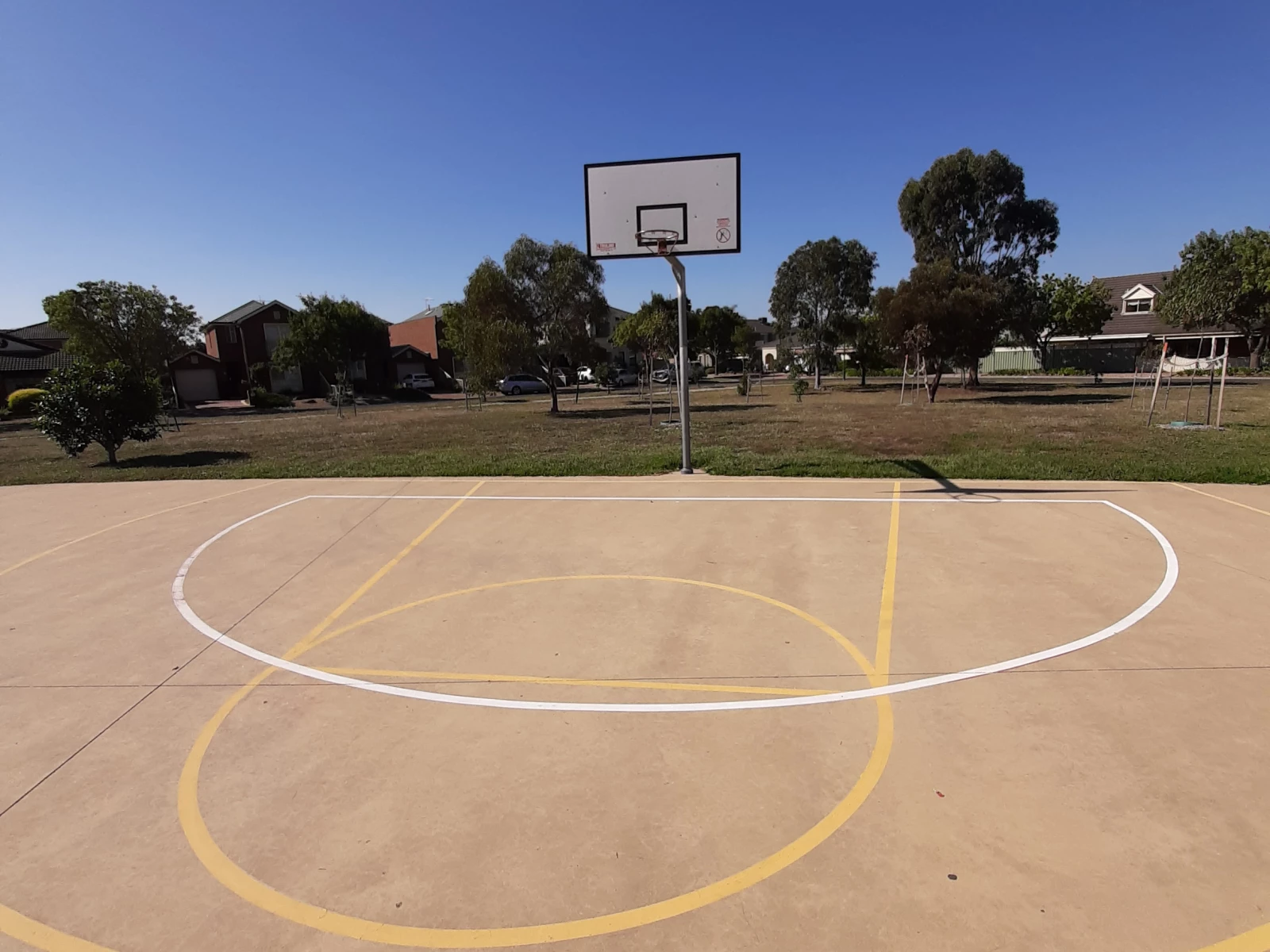 Point Cook Basketball Court: Newminster Park – Courts of the World