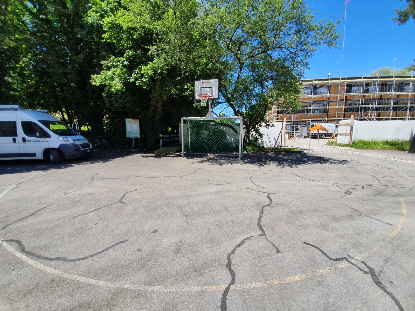 Zurich Basketball Court: Schulhaus Hans Asper – Courts of the World