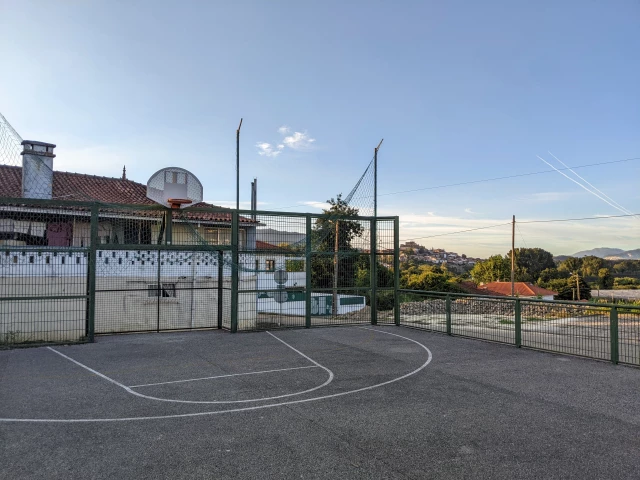 Best Basketball Courts in Valença, Portugal – ‎1+ Courts | Courts of ...