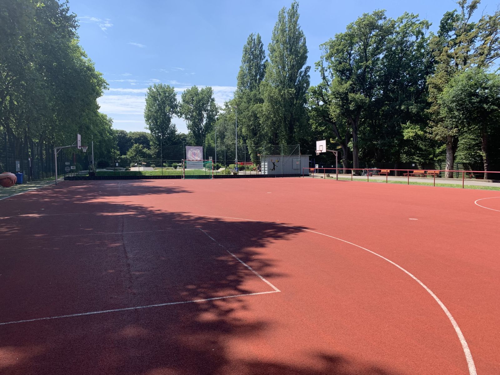 Oberhausen Basketball Court: Kaisergarten – Courts of the World
