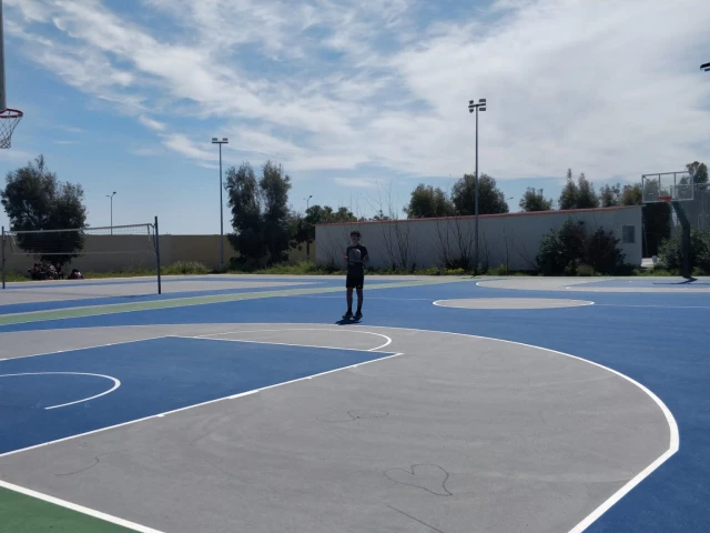Rodos Basketball Court: Athlethic center kalipatira – Courts of the World