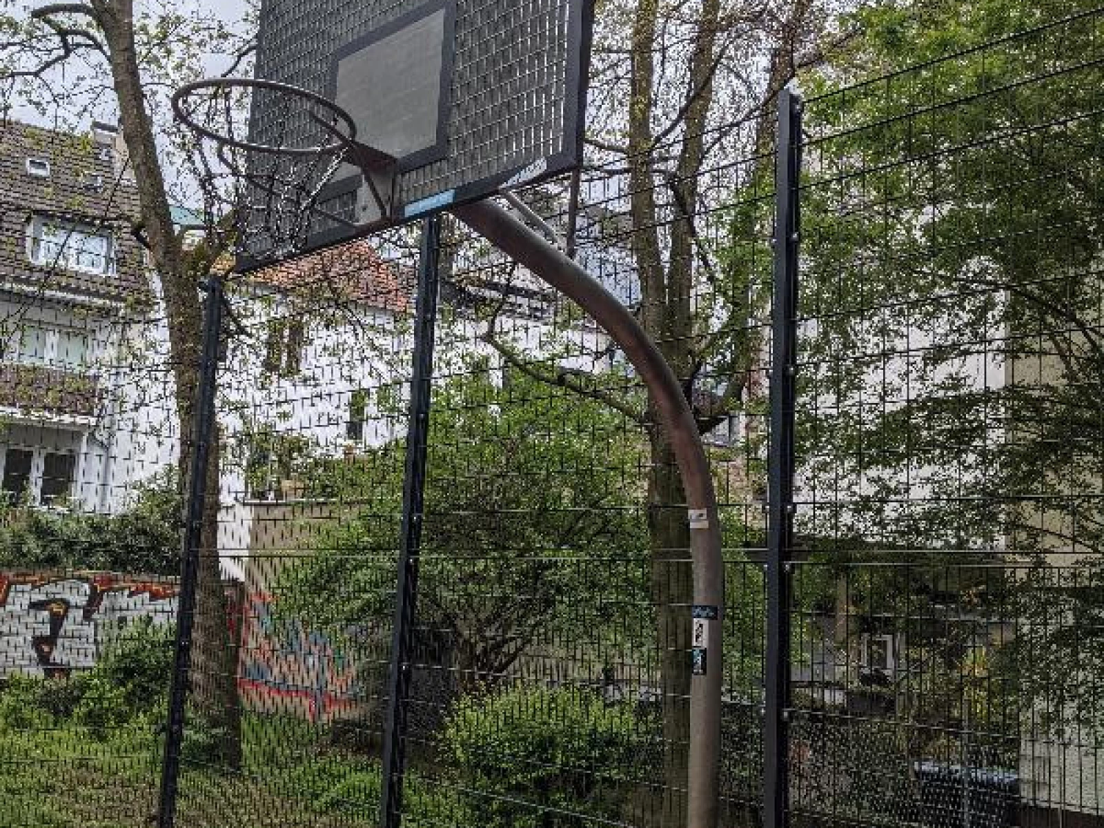 Cologne Basketball Court: Spielplatz Südstadt – Courts of the World