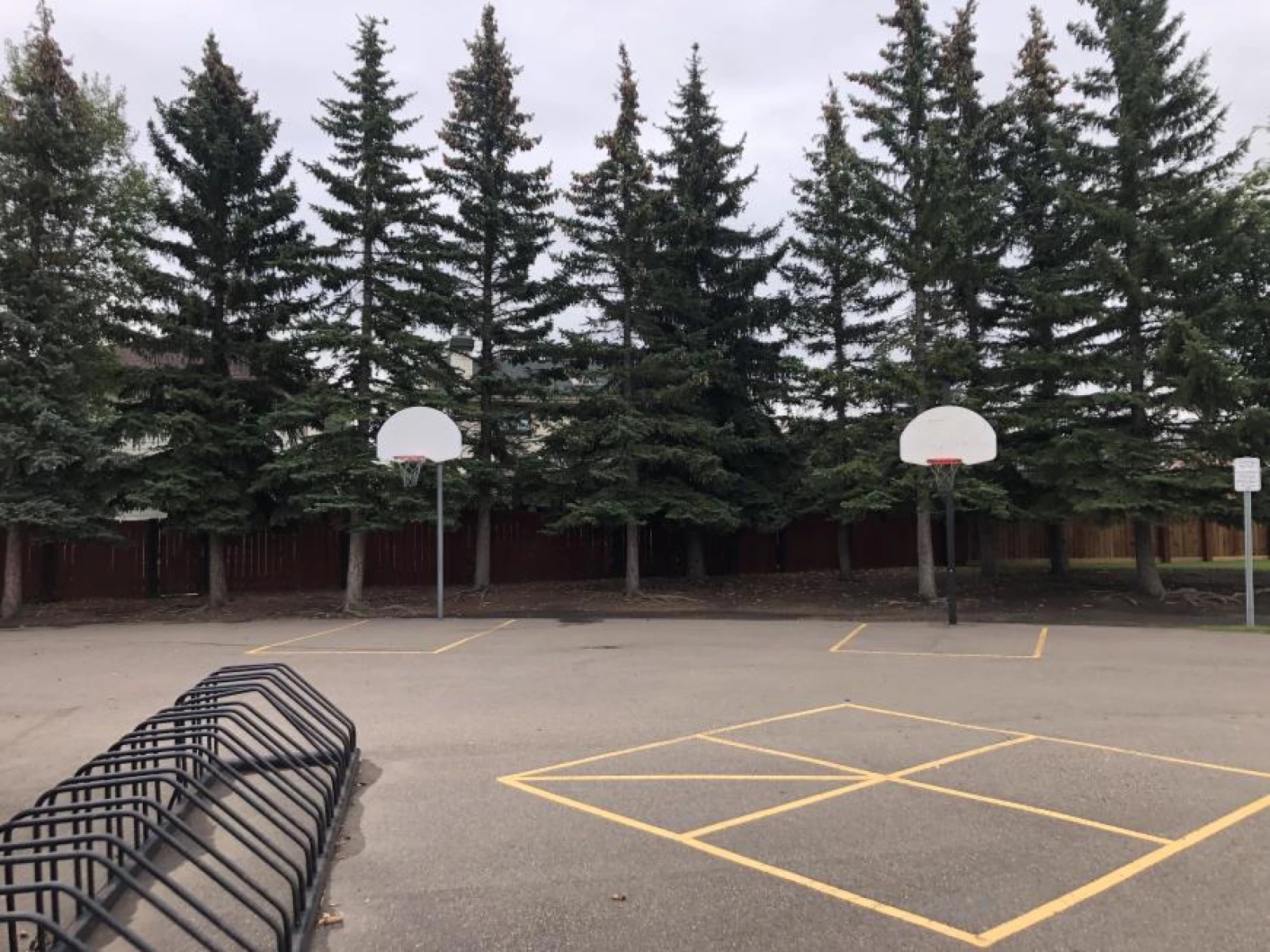 Muriel Martin Courts – Basketball Court in St. Albert | Courts of the World