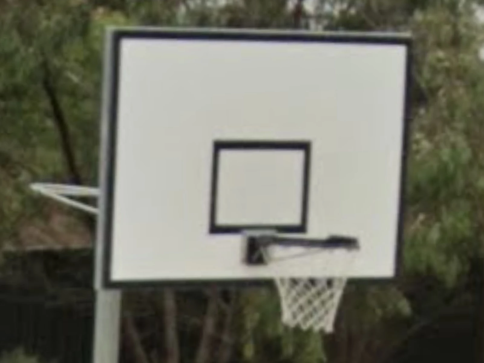 Seacliff Park Basketball Court: Gully Road 3v3 – Courts of the World