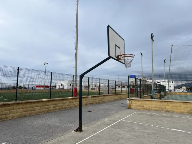 Best Basketball Courts in Tarifa, Spain – ‎1+ Courts | Courts of the World