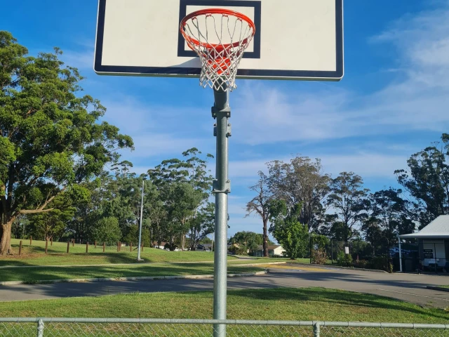 Raymond Terrace Basketball Court: 17 Boomerang Park – Courts of the World