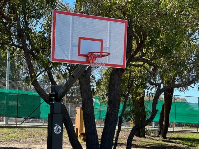 Woodvale Basketball Court: Timberlane Park – Courts of the World