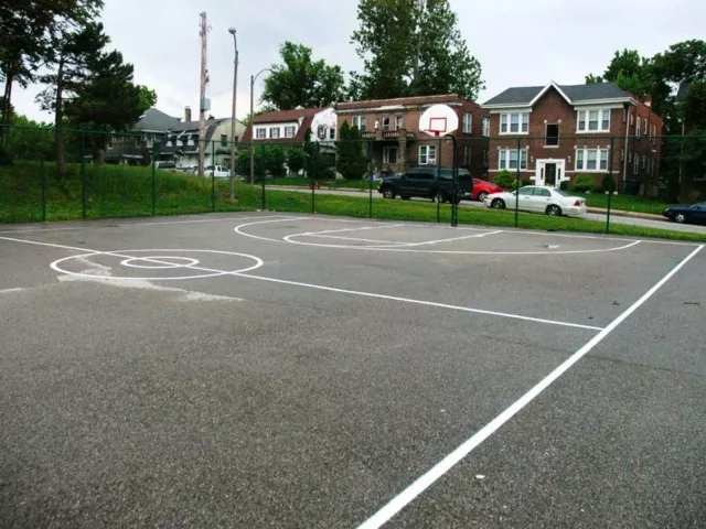 St Louis, MO Basketball Court: Amherst Basketball Court – Courts of the ...