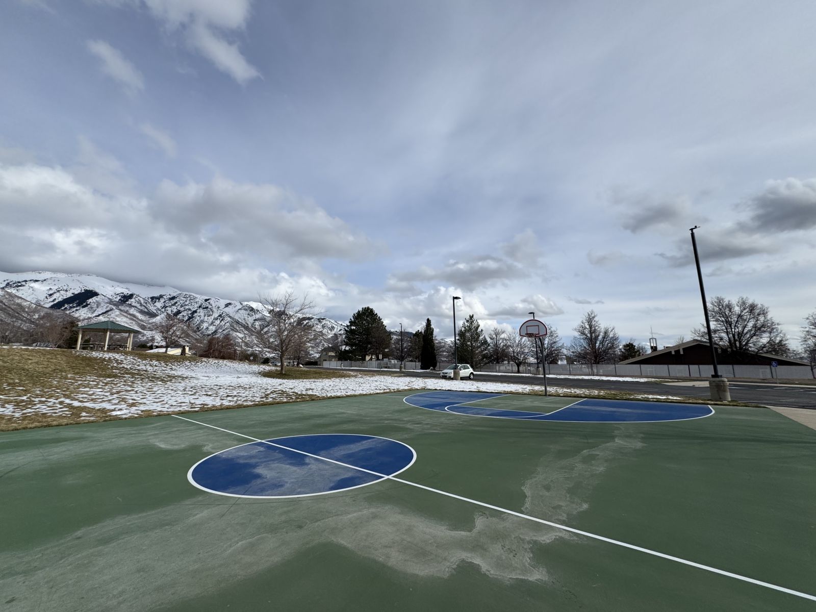 Layton, UT Basketball Court: Sand Ridge Park – Courts of the World