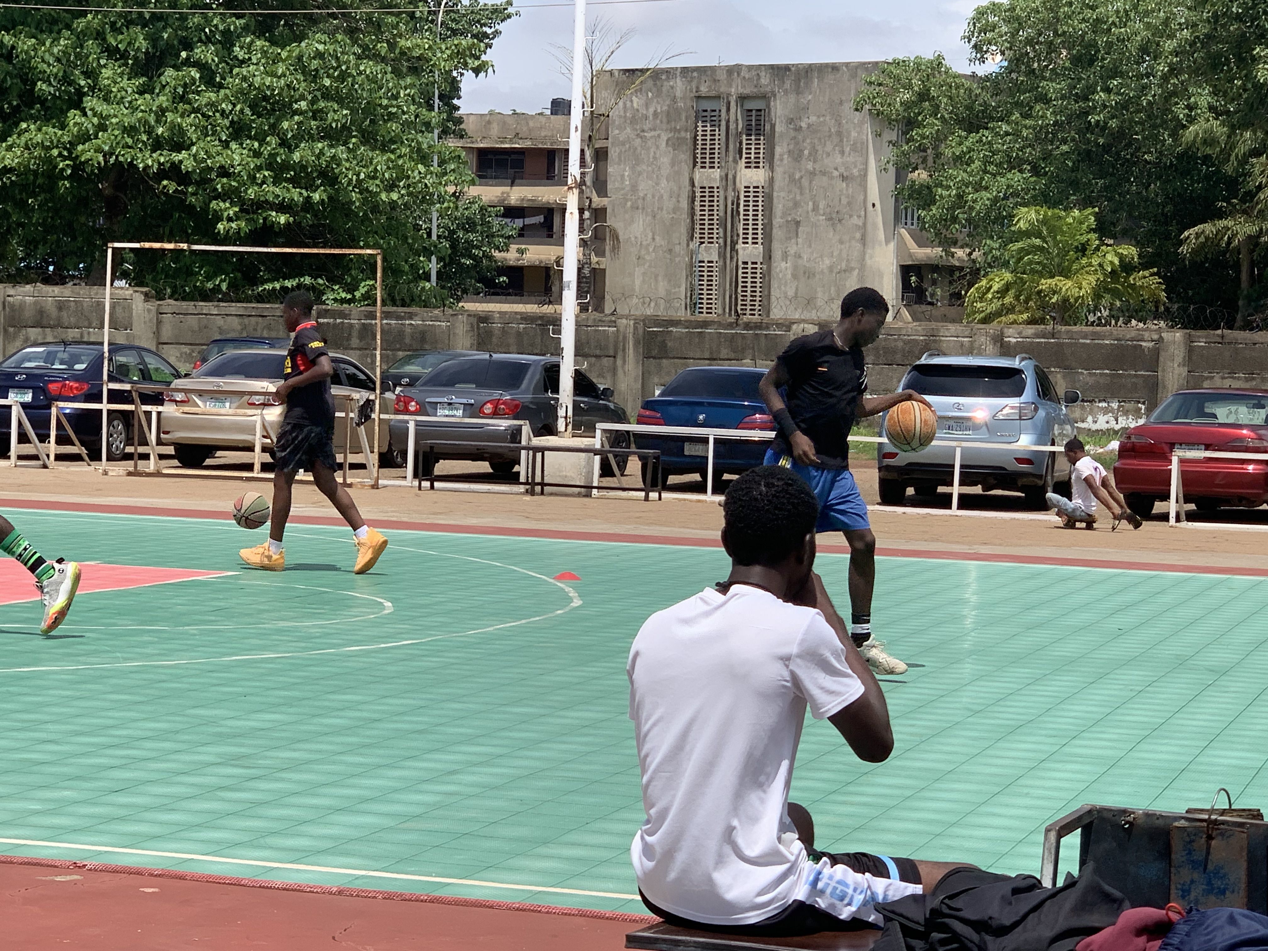 Abuja Basketball Court: Old parade ground – Courts of the World