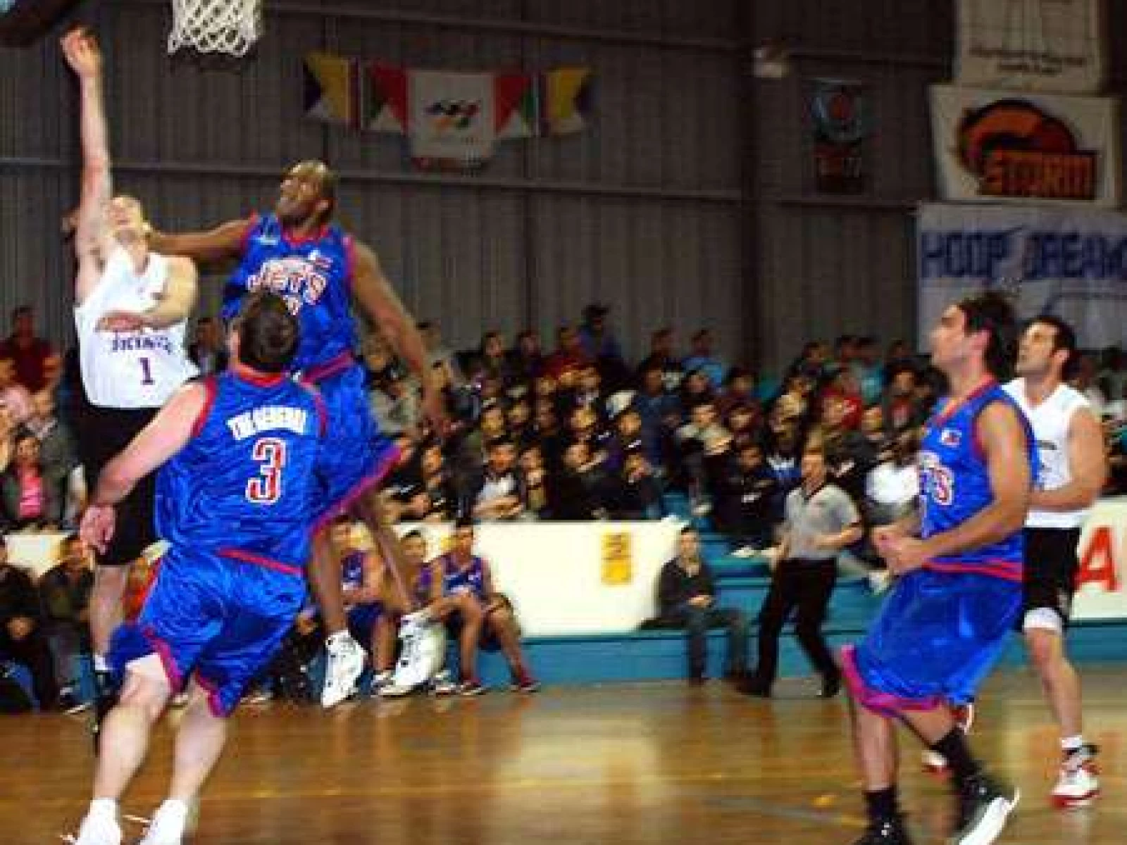Sydney Basketball Court: Kevin Betts Stadium – Courts of the World