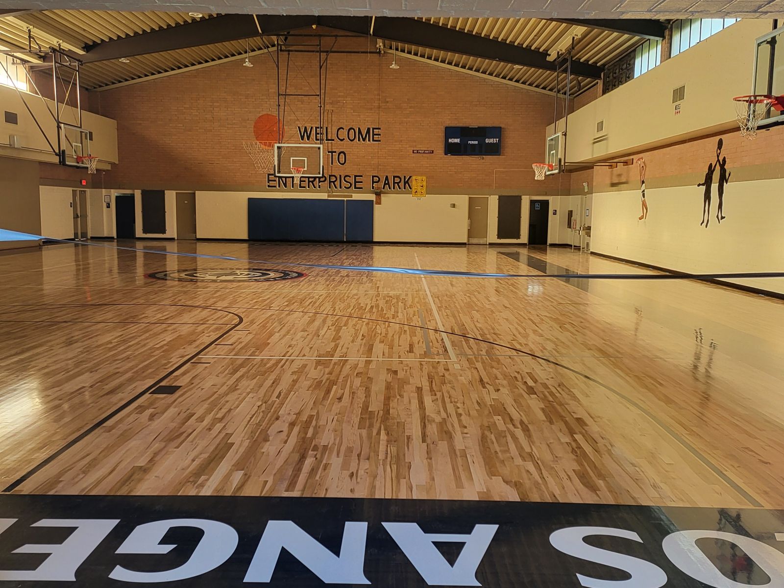 Enterprise Indoor gym – Basketball Court in Los Angeles, CA | Courts of ...