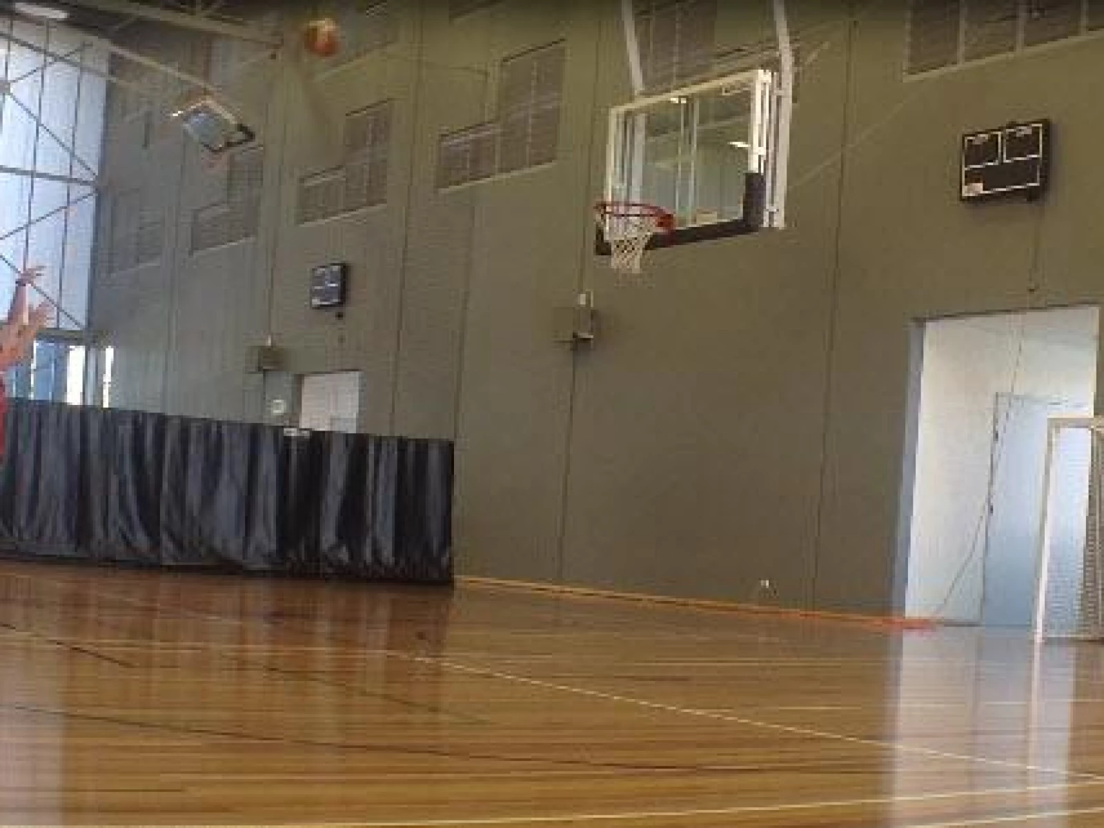 Cannington Basketball Court: Cannington Leisureplex – Courts of the World