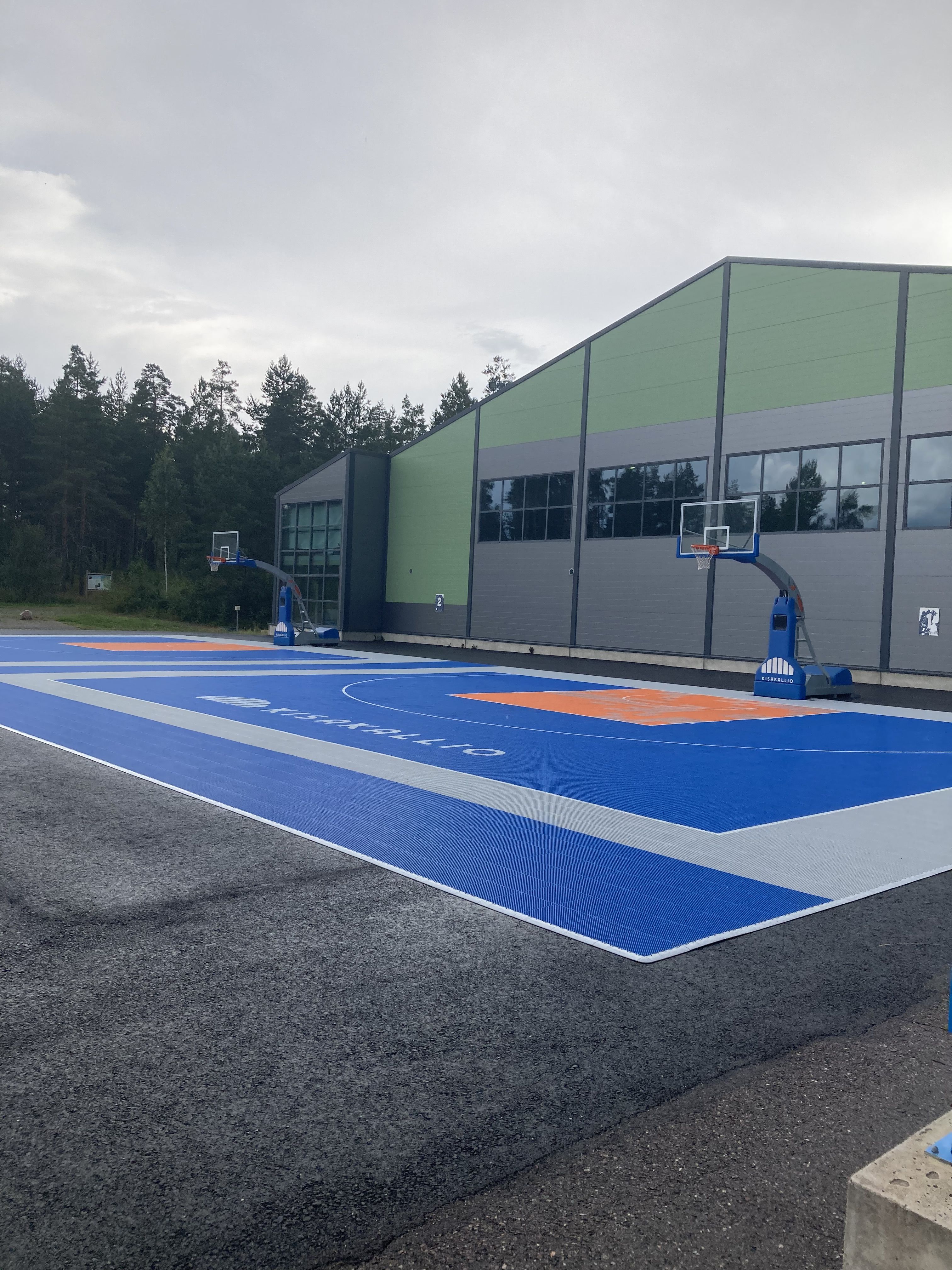 Susi training center Kisakallio outdoor courts – Basketball Court in ...