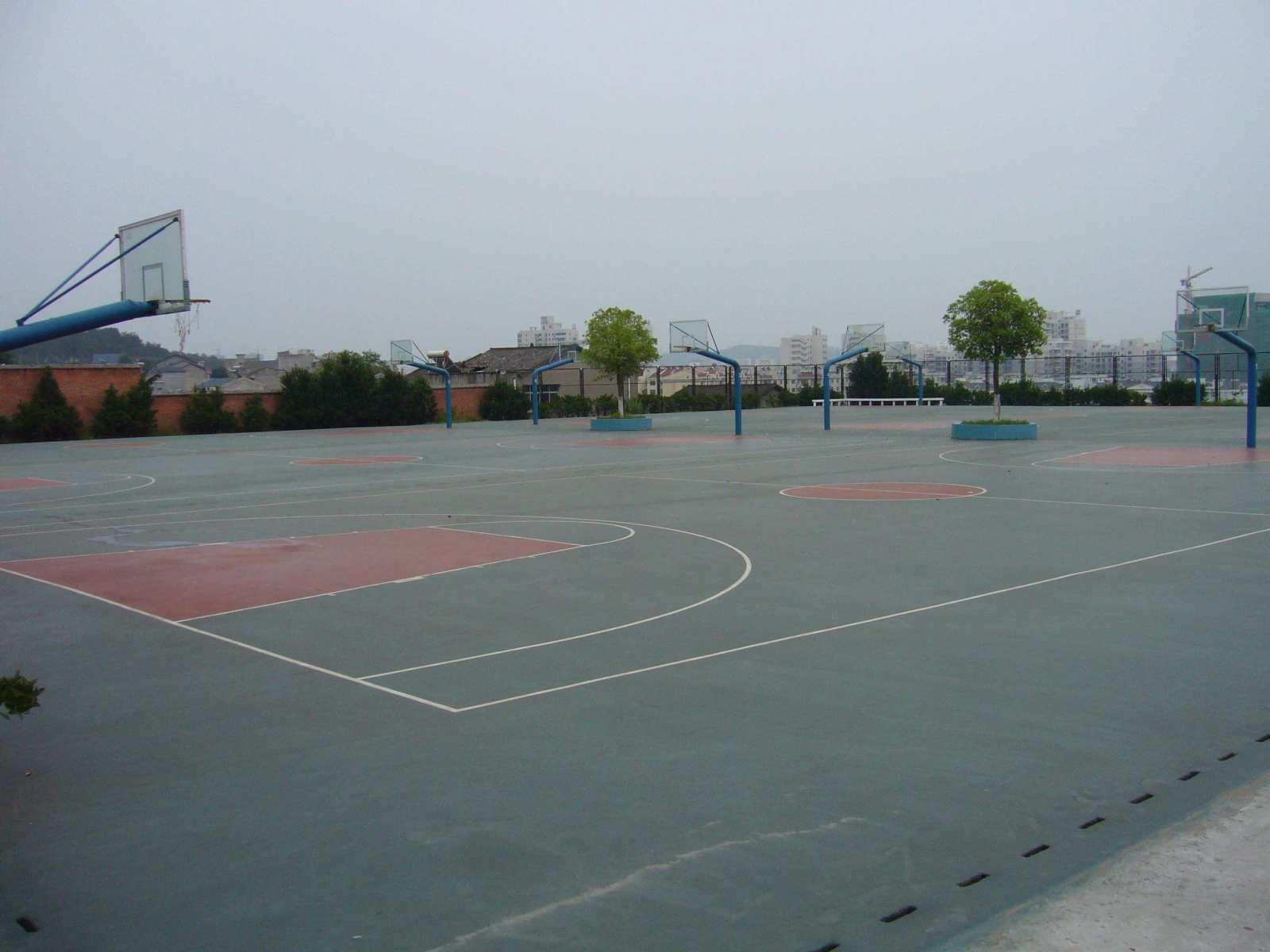 Yichang Basketball Court: Three Gorges Senior Middle School – Courts of ...