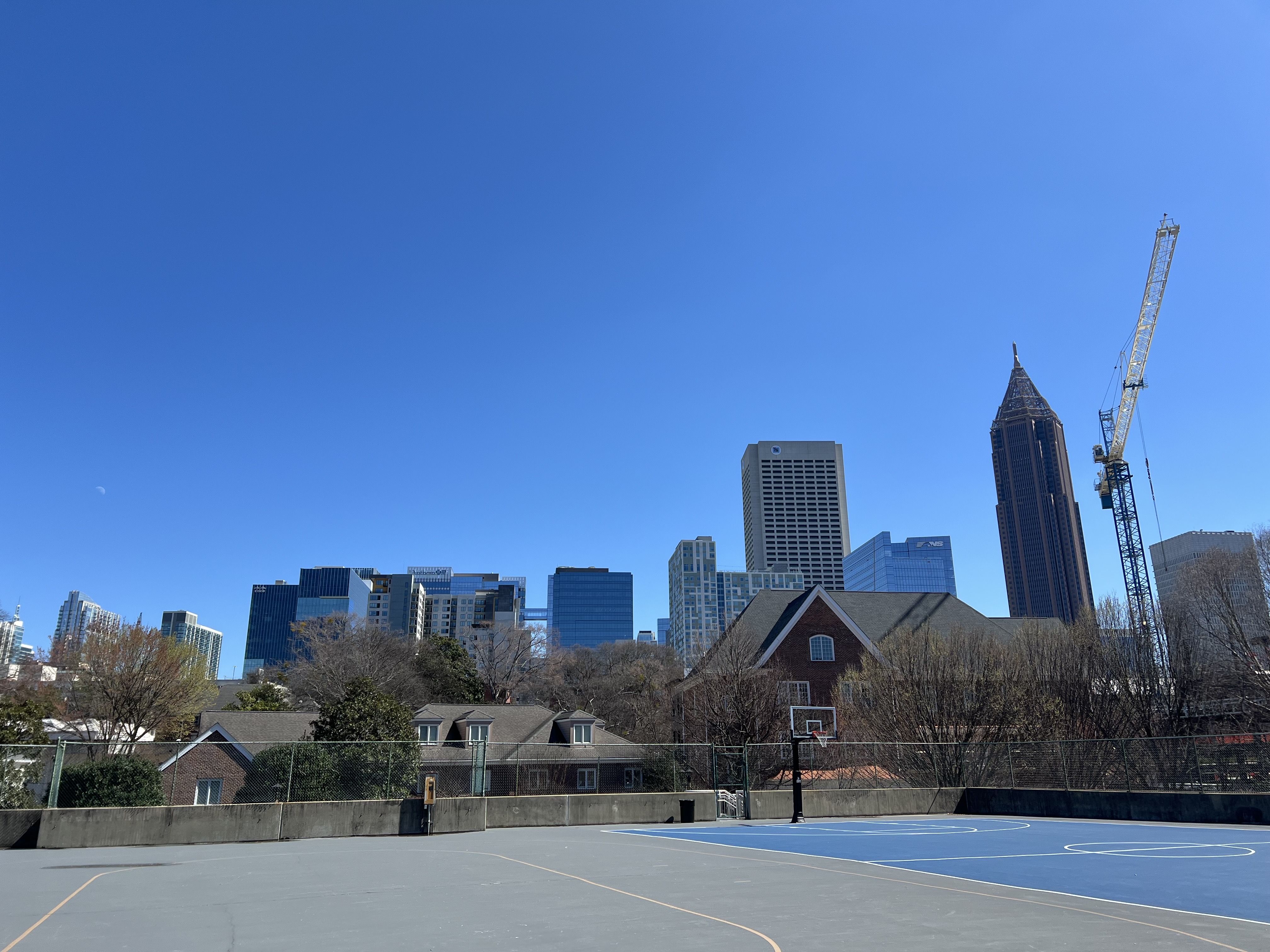 Atlanta, GA Campo de Basquetebol: Peters Deck Basketball Courts ...